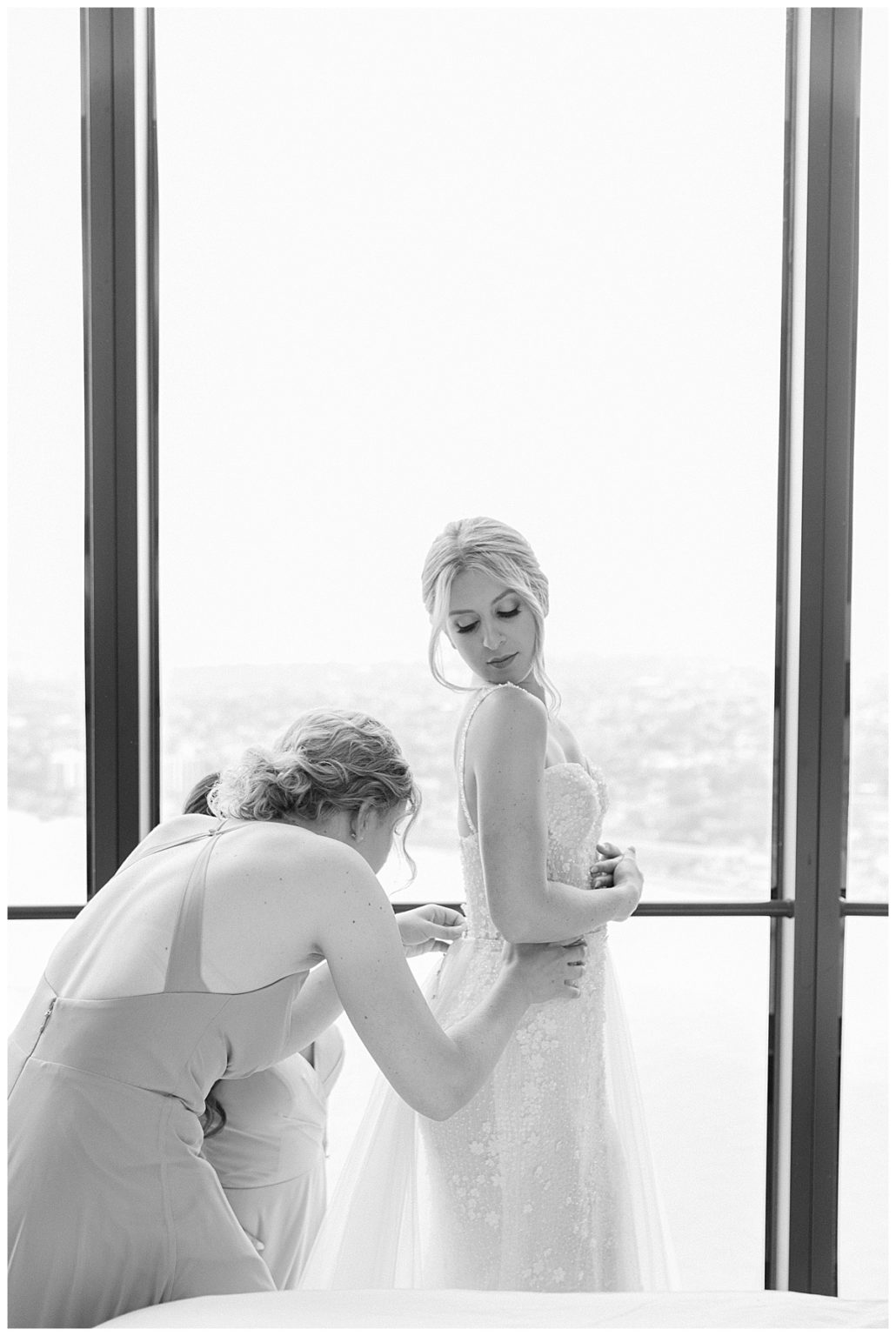 Rebecca & Alex | A City Port Wedding - aliciafrances.com