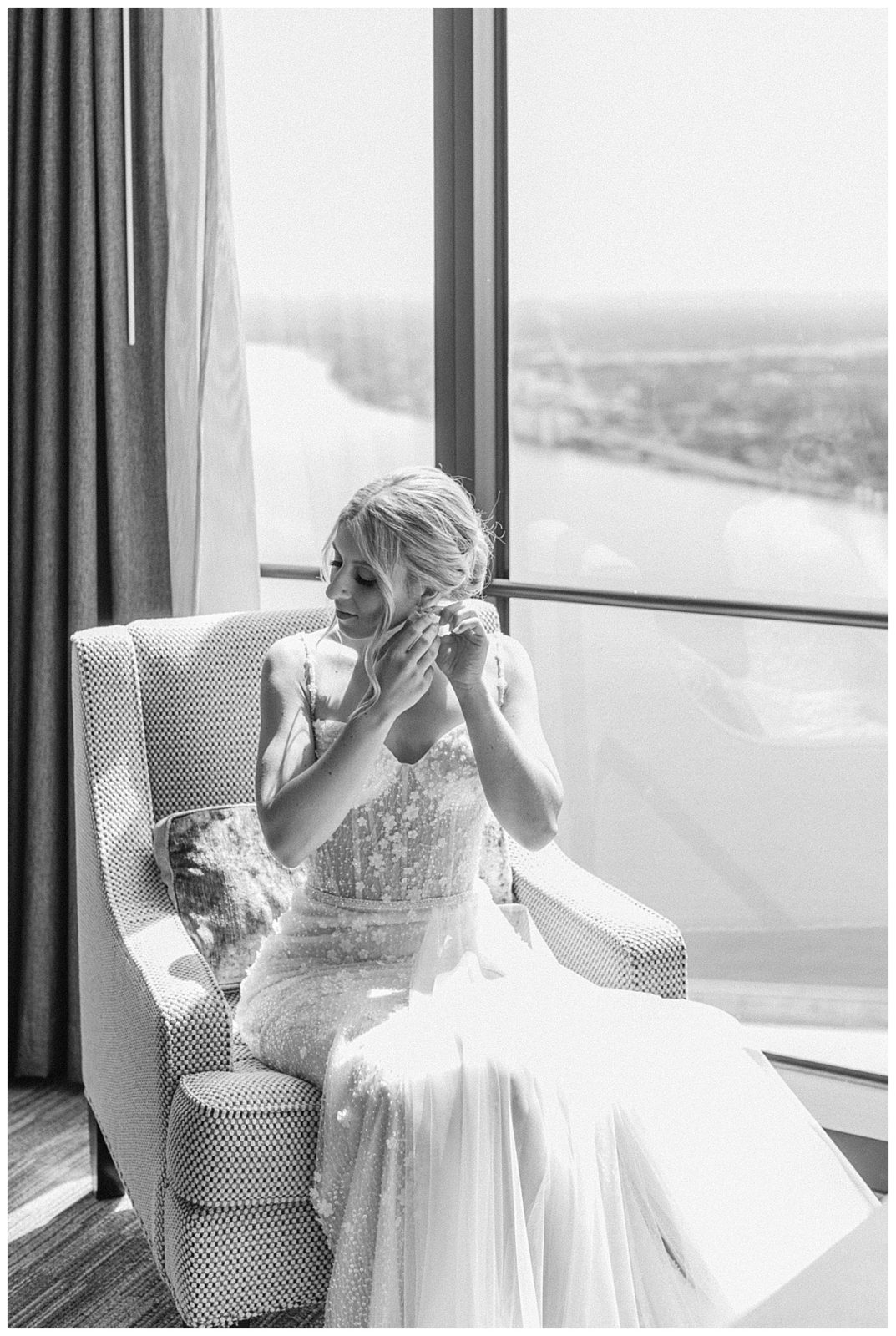 Rebecca & Alex | A City Port Wedding - aliciafrances.com
