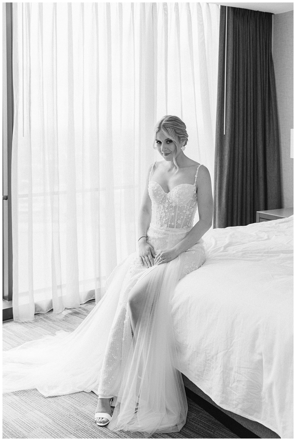 Rebecca & Alex | A City Port Wedding - aliciafrances.com